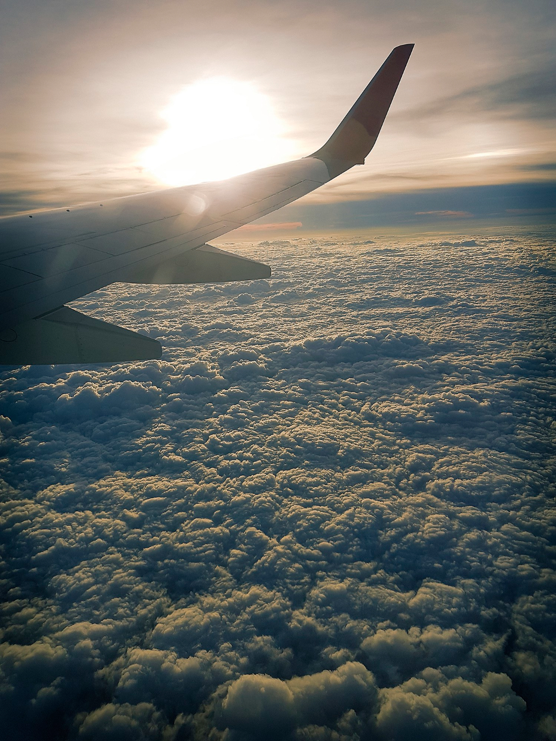 15 Essential Tips for Booking Cheap Flights - Travolic
